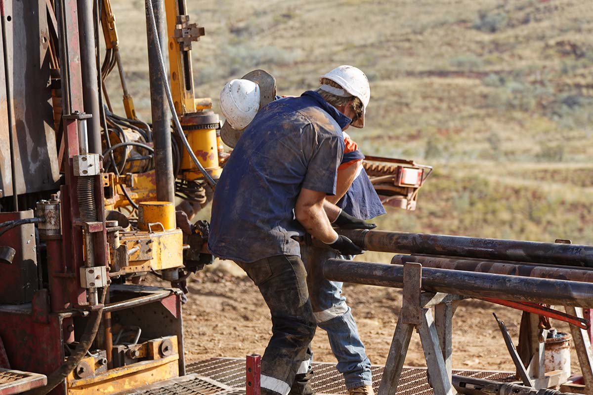 Novo Resources (TSX:NVO) Commences 15,000 m RC Drilling Program at the ...