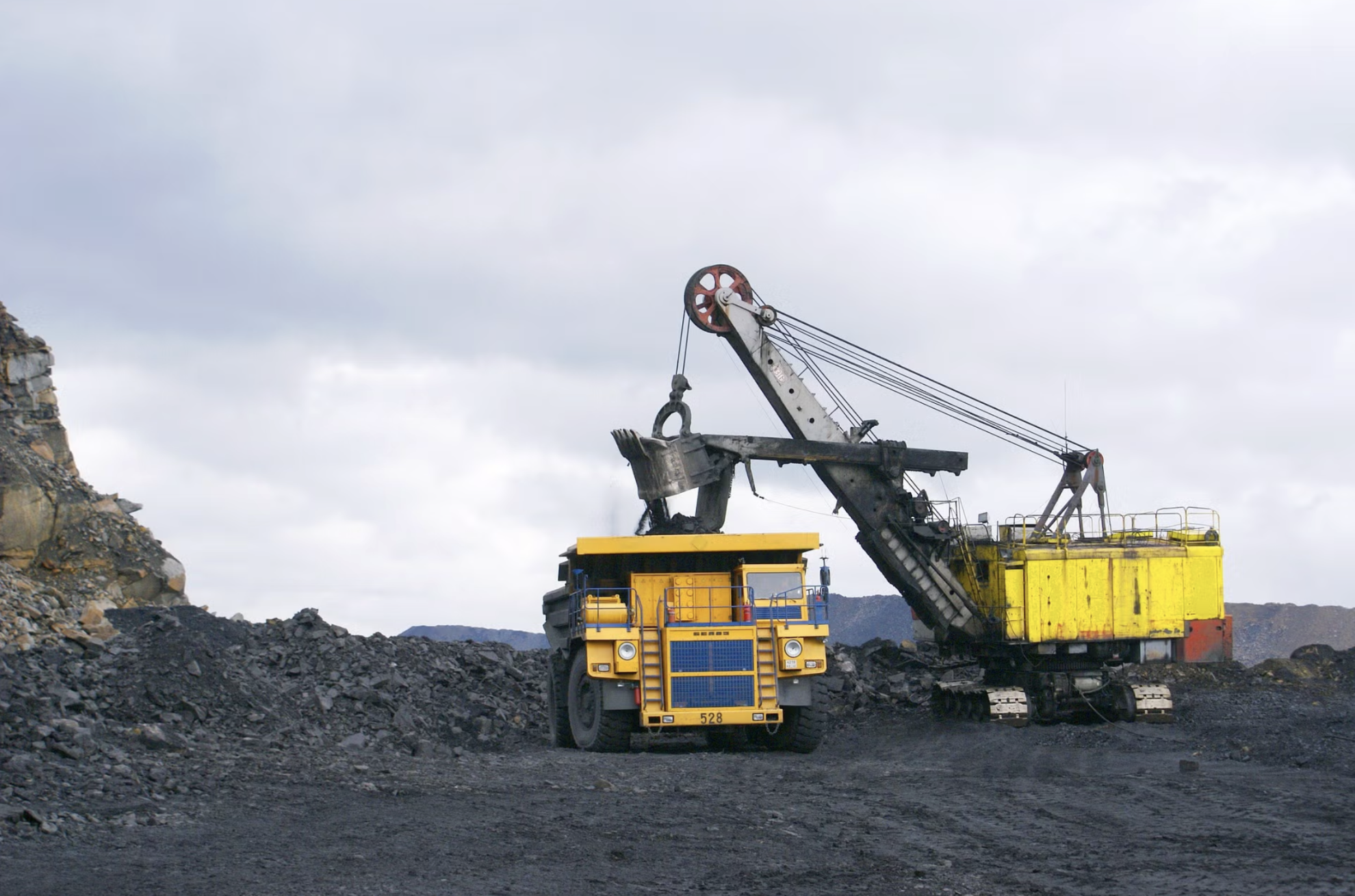 Glencore (LON:GLEN) Explores Sale of Stake in Congo’s Kamoto Copper ...
